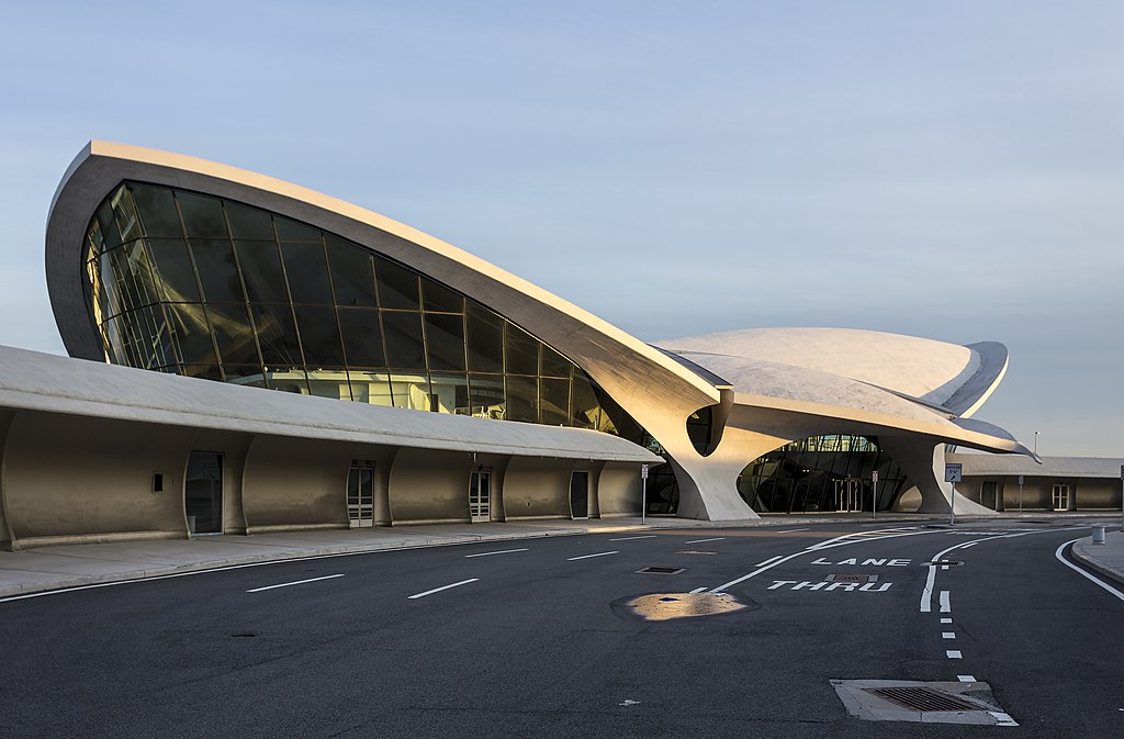 Kevin Roche - Architecture Adventures